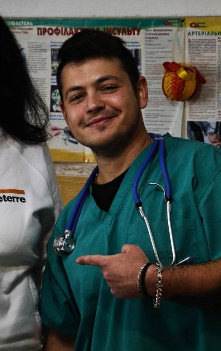 Who We Are – Frontline Medics